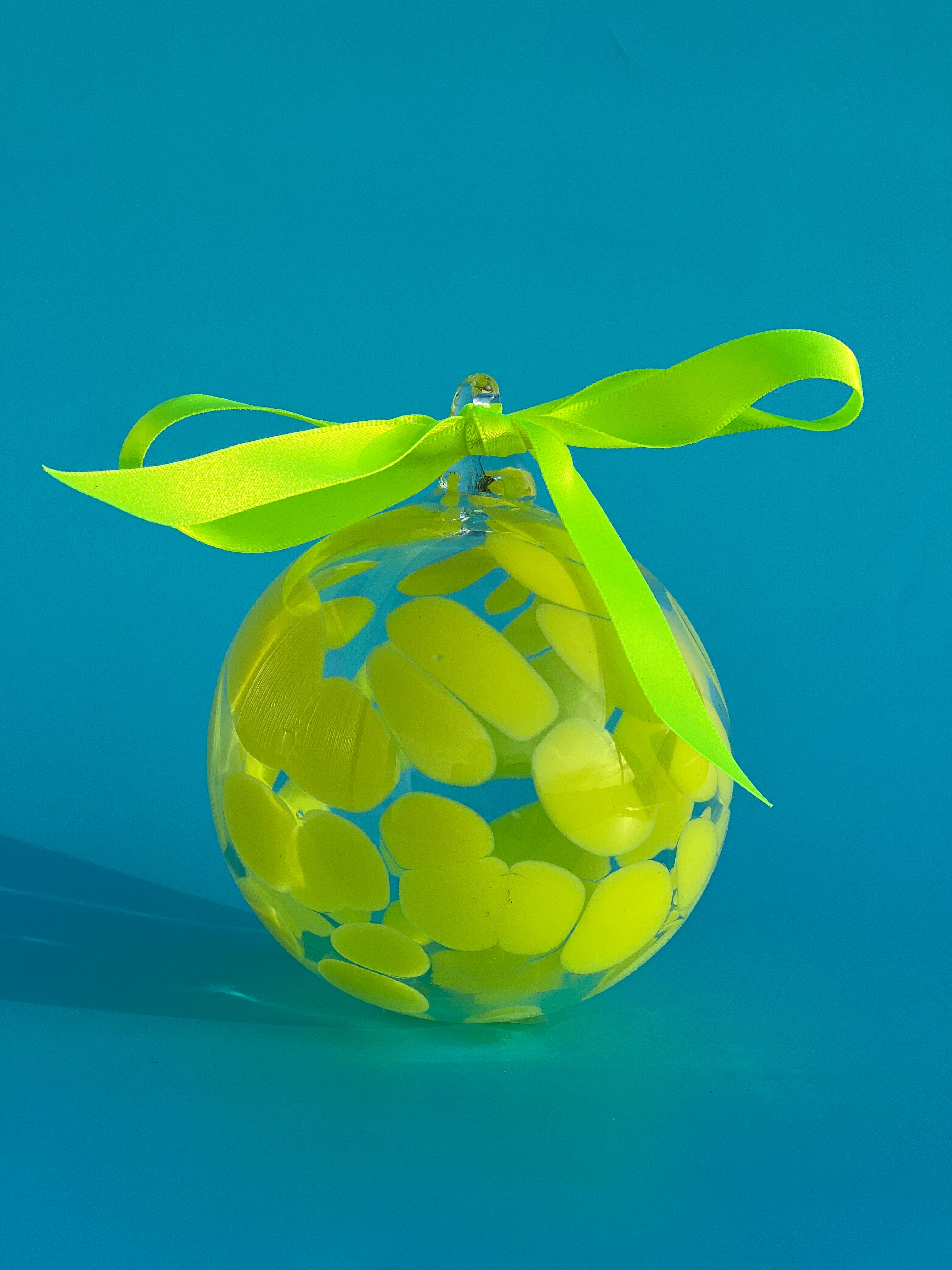Bright Yellow Christmas Bauble – Matthew Hall Glass